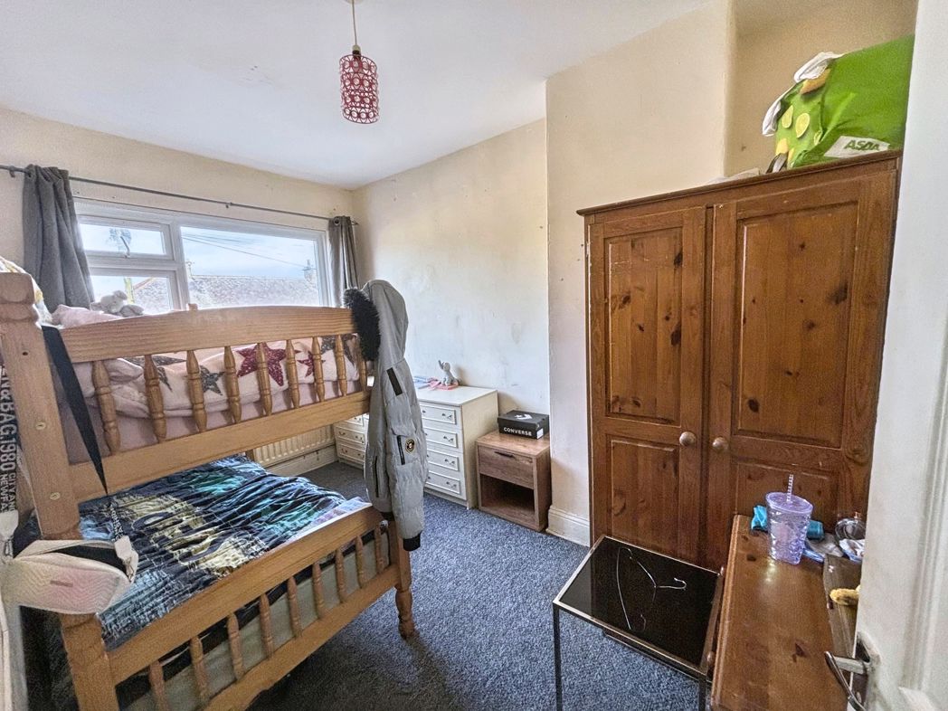 3 bed terraced house to buy in NE64