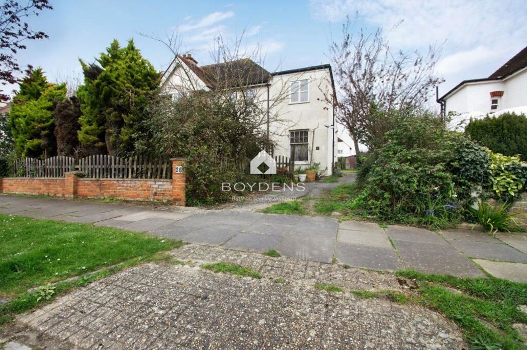 Upper Fourth Avenue, Frinton-on-Sea, Essex, CO13 9JS | Auction Property ...